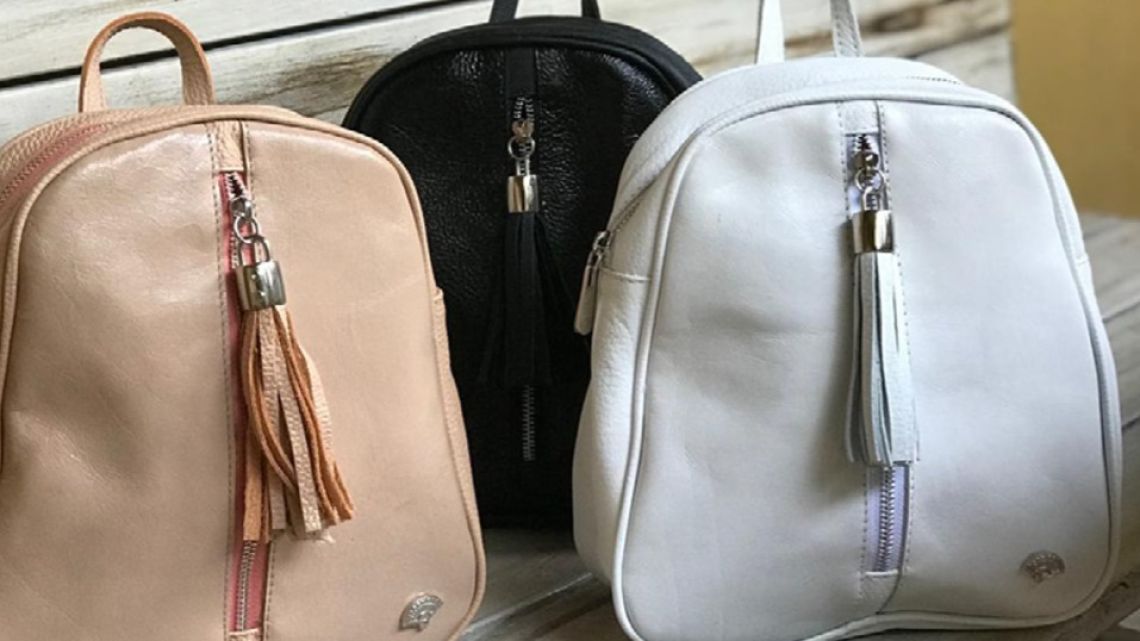 La combinación perfecta del calzado y las carteras | Caras