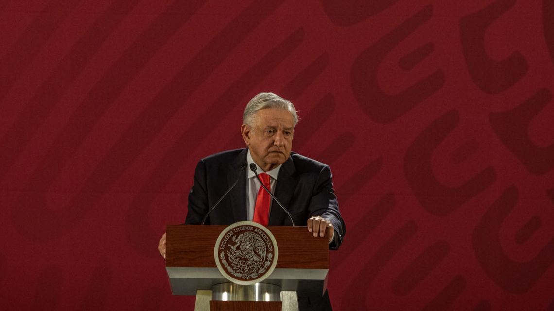 AMLO avanza con paso firme pese a críticas de los neoliberales | Perfil