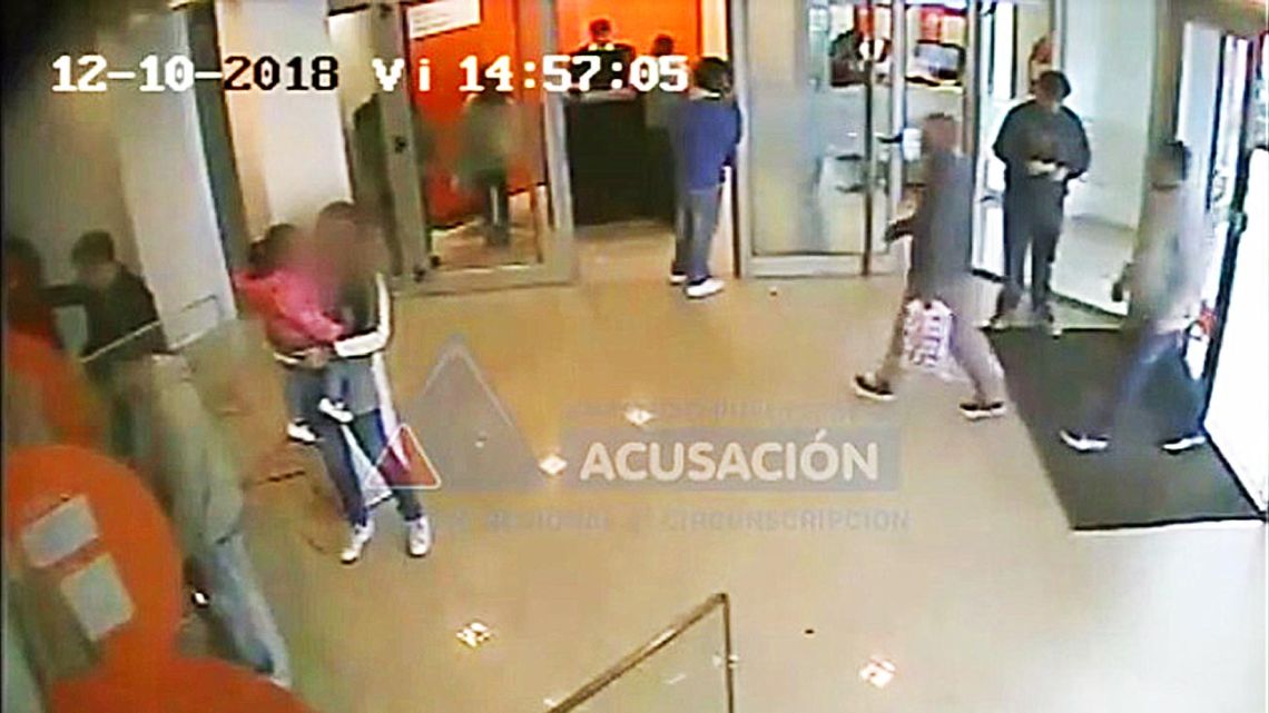 La Historia De Los Detenidos Por Robar Un Banco En Tres Minutos Perfil