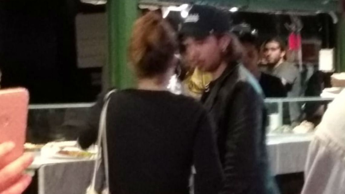 Las primeras fotos de Carlos Cuevas, "Pol Rubio" de Merlí, en Buenos ...