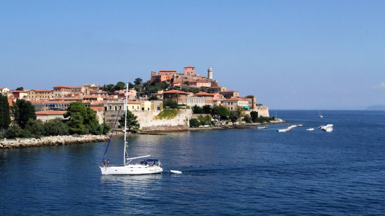 La isla de Elba, donde navegar en yate es costumbre | Weekend
