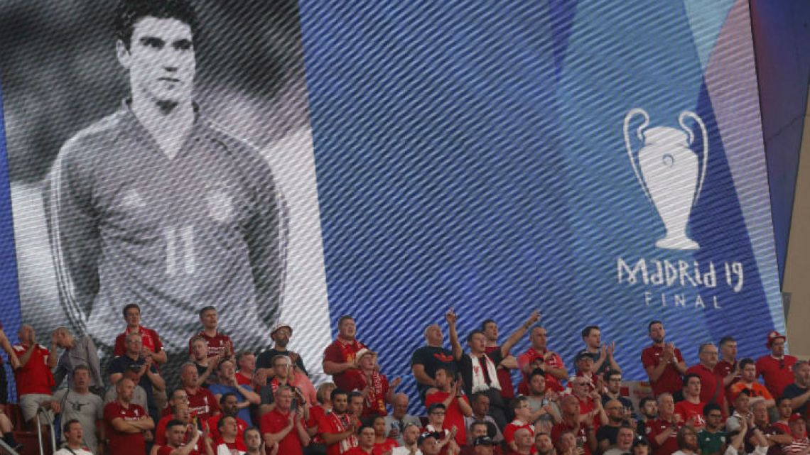 Emocionante minuto de silencio por la Perla Reyes | 442