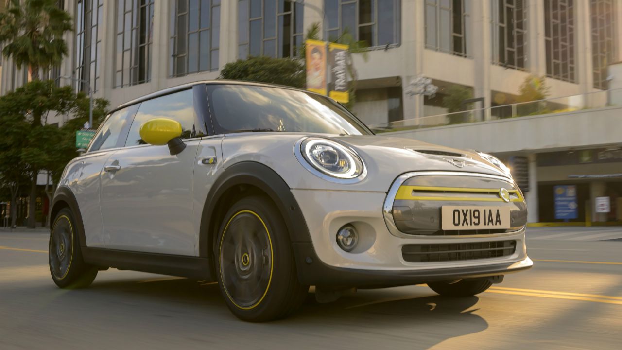 Así es el primer Mini eléctrico | Parabrisas