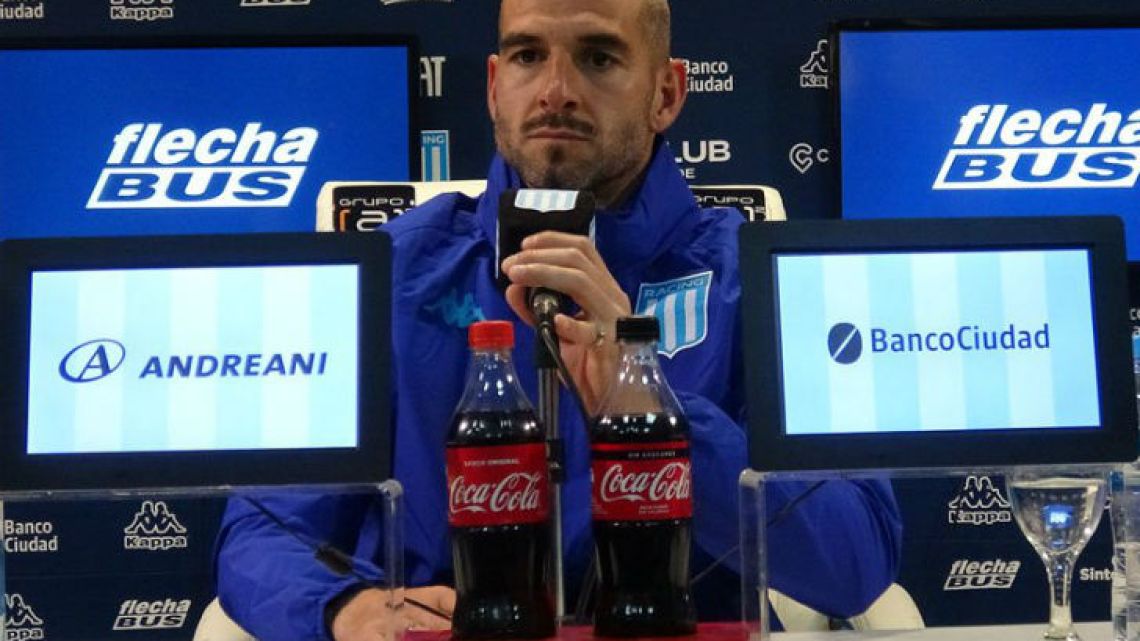 Lisandro López: "Estamos tibios dentro de la cancha" | 442