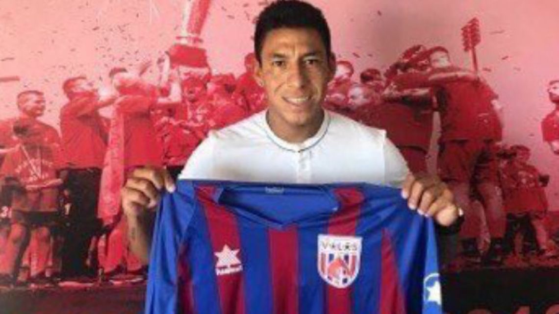 Brian Sarmiento jugó 8 minutos y rescindió contrato | 442