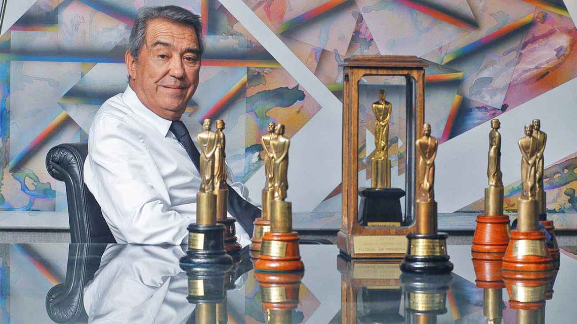 Murió Carlos Avila, el hombre que hizo del fútbol un imperio y negocio ...