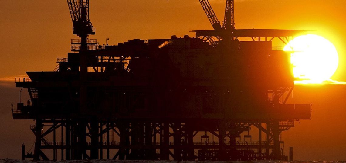 Trump’s oil deal: the inside story of how a price war ended | Buenos ...