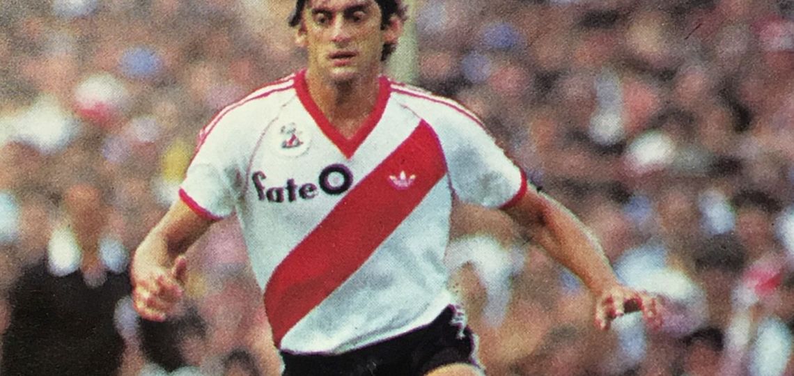 442 | Se cumplen 37 años del debut de Enzo Francescoli en River