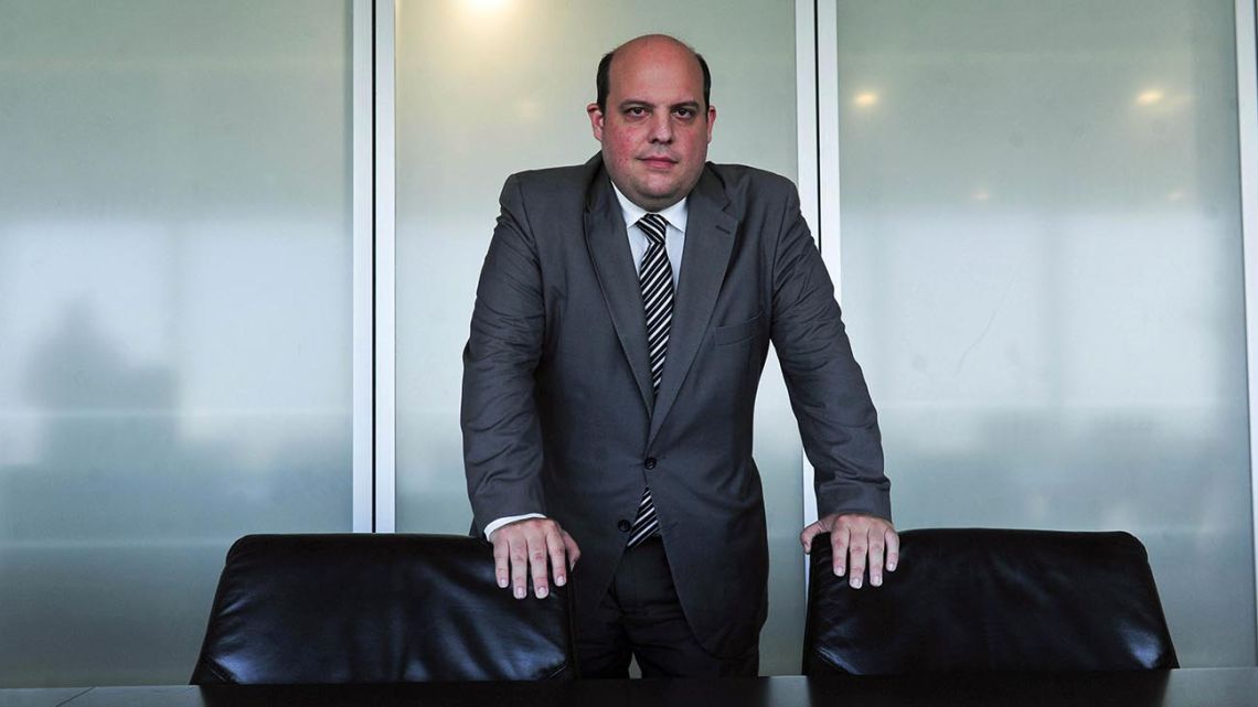 Ceriani sobre el paro de los aeronavengantes: "Es de una ...