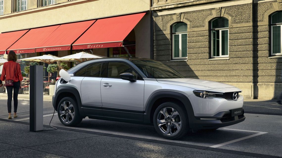 Mazda comenzó a fabricar su primer automóvil eléctrico | Parabrisas