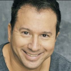 Caras | Luis Bremer habló sobre el femicidio de su madre