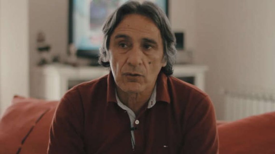 Como en el patio de su casa | Perfil