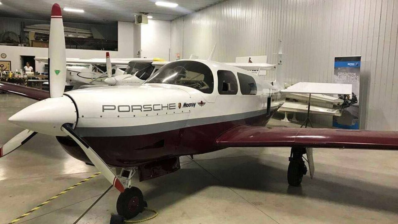 Ponen a la venta una avioneta con el motor de un Porsche 911 | Weekend