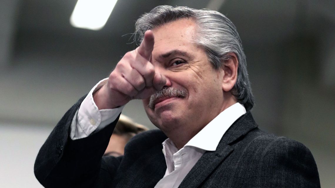 Alberto Fernández sorprendió al recomendar series y películas para ...