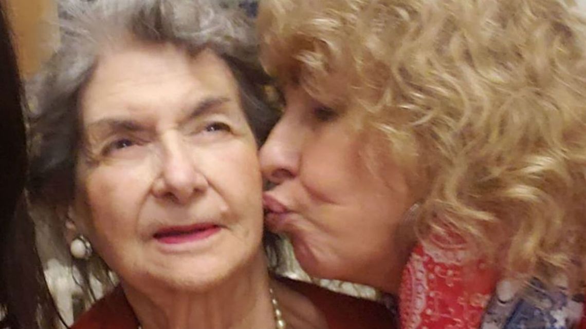 El duro momento de Georgina Barbarossa: murió su madre | Exitoina