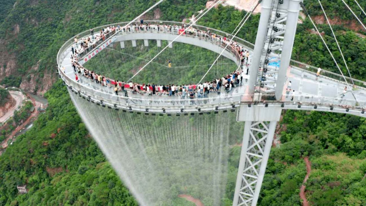 Huangtengxia Tianmen Sky Walk: un espectacular mirador de cristal a 500 ...