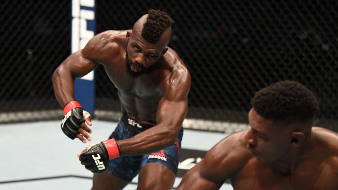 "El nocaut más increíble de la historia de la UFC": la brutal patada ...