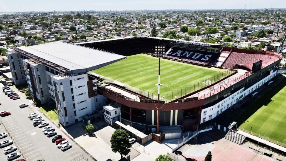 Viajes en dron: así se ve el estadio de Lanús | Weekend