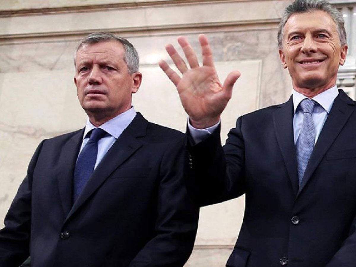 Endogamia obsecuente: el mal que infectó a Macri, según el Doctor Monzó ...