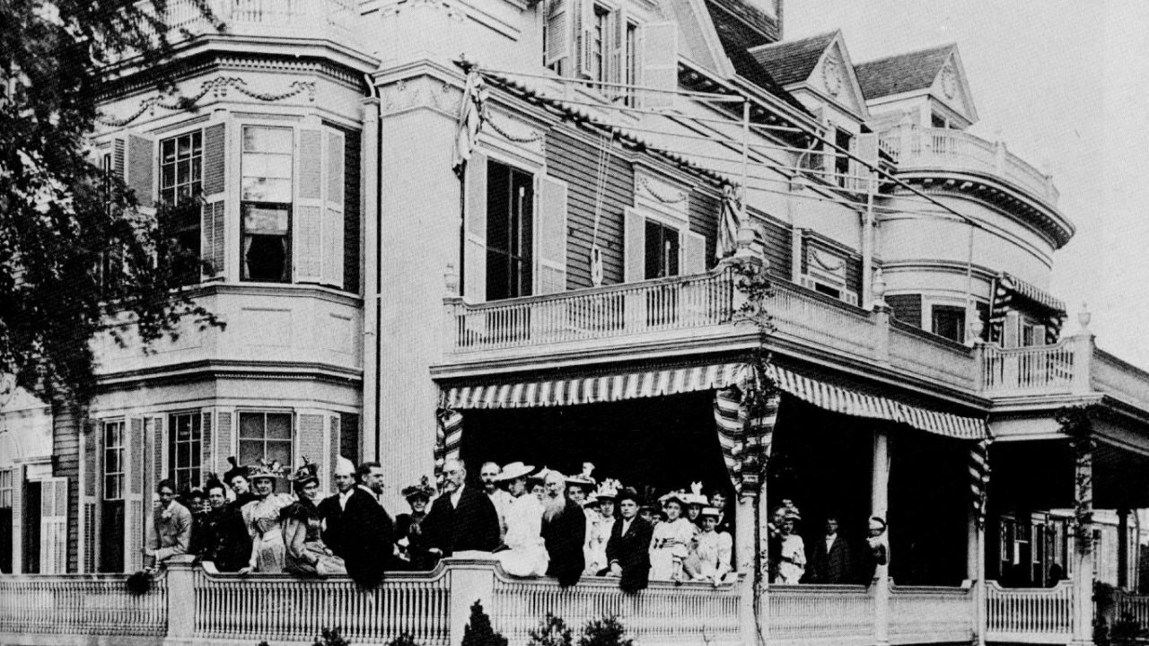 National Geographic Society: 133 años de grandes investigaciones y ...