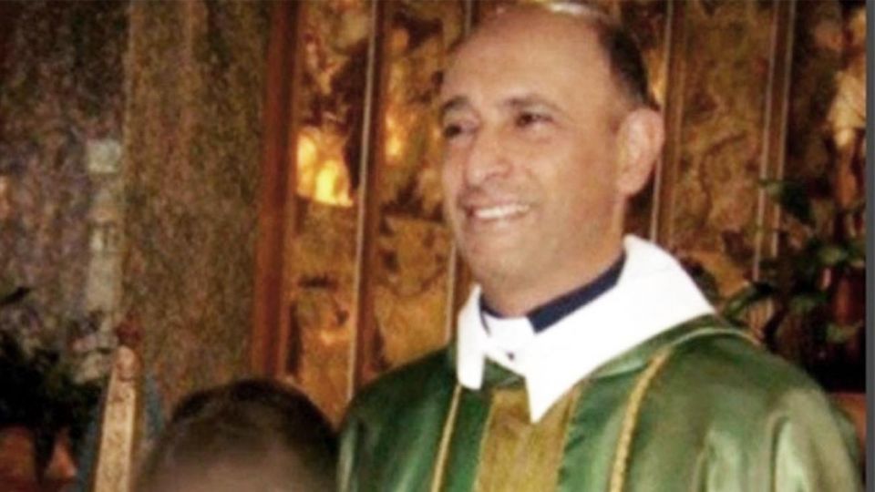 Ex-priest controversially cleared of 'outrageous sexual abuse' charges ...