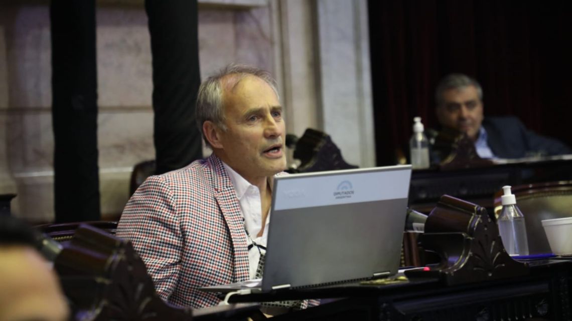 Por pedido de la AFA, la Conmebol expulsó a Héctor Baldassi del Comité ...