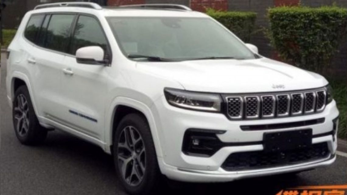 Primeras imágenes sin camuflaje del nuevo Jeep Commander | Parabrisas