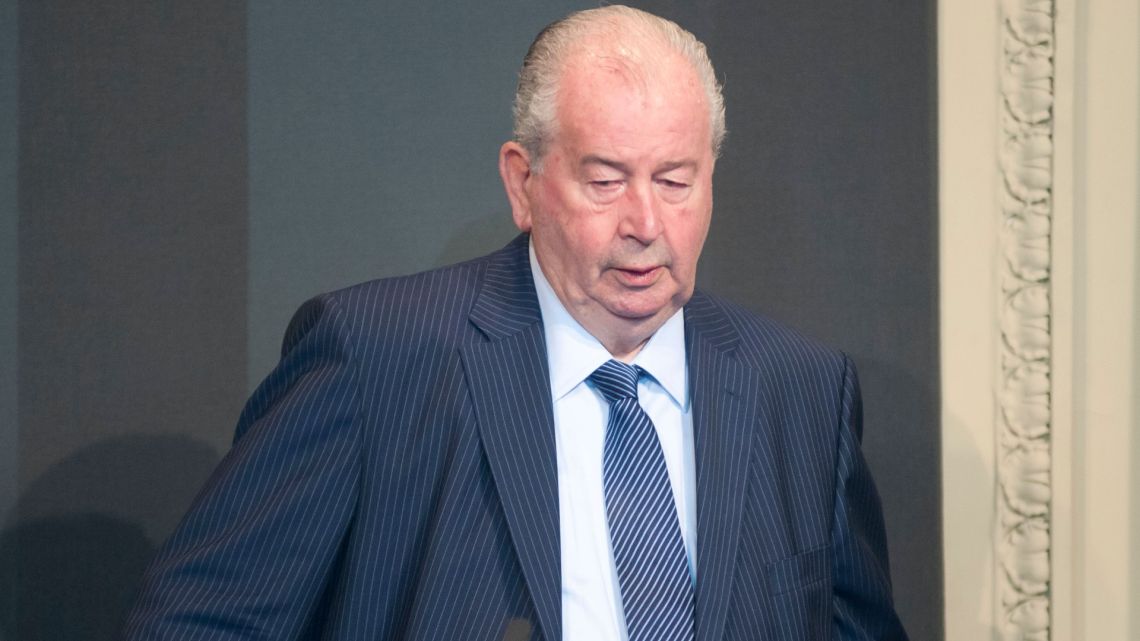 FIFA Gate: empleado de banco suizo admitió haber lavado dinero para ...