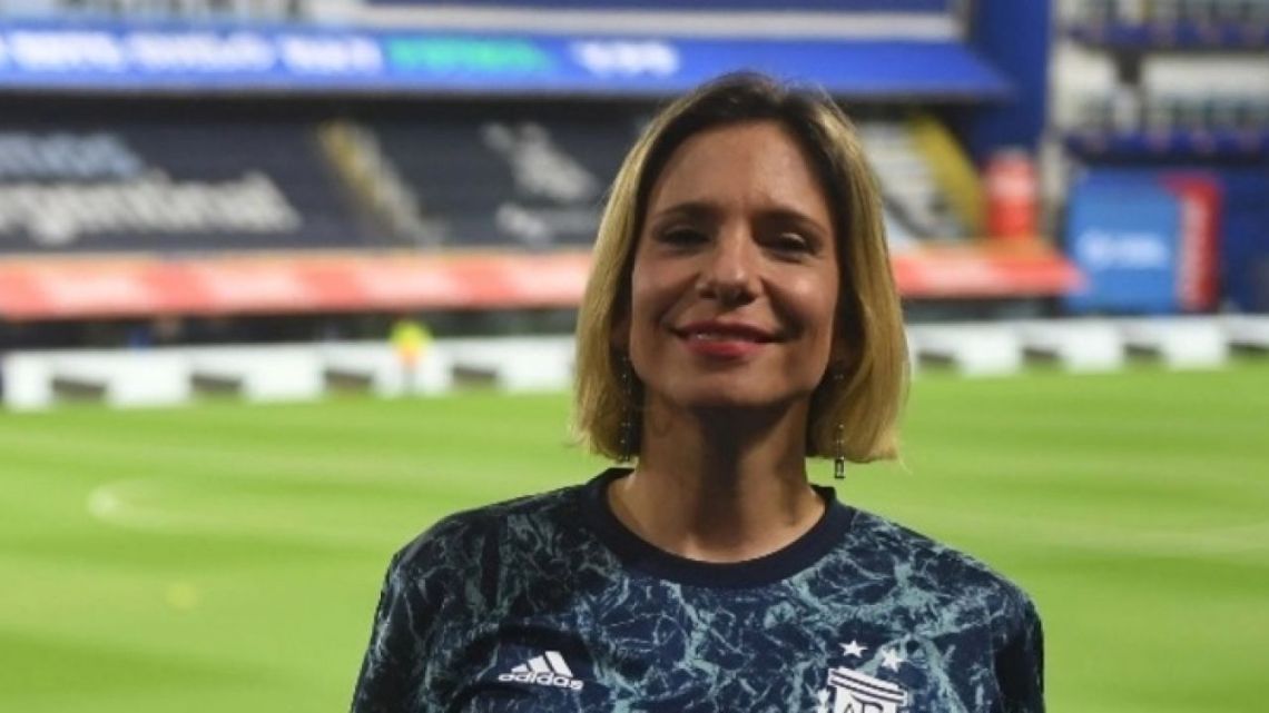 Angela Lerena fue el blanco de las redes en el primer partido de la ...