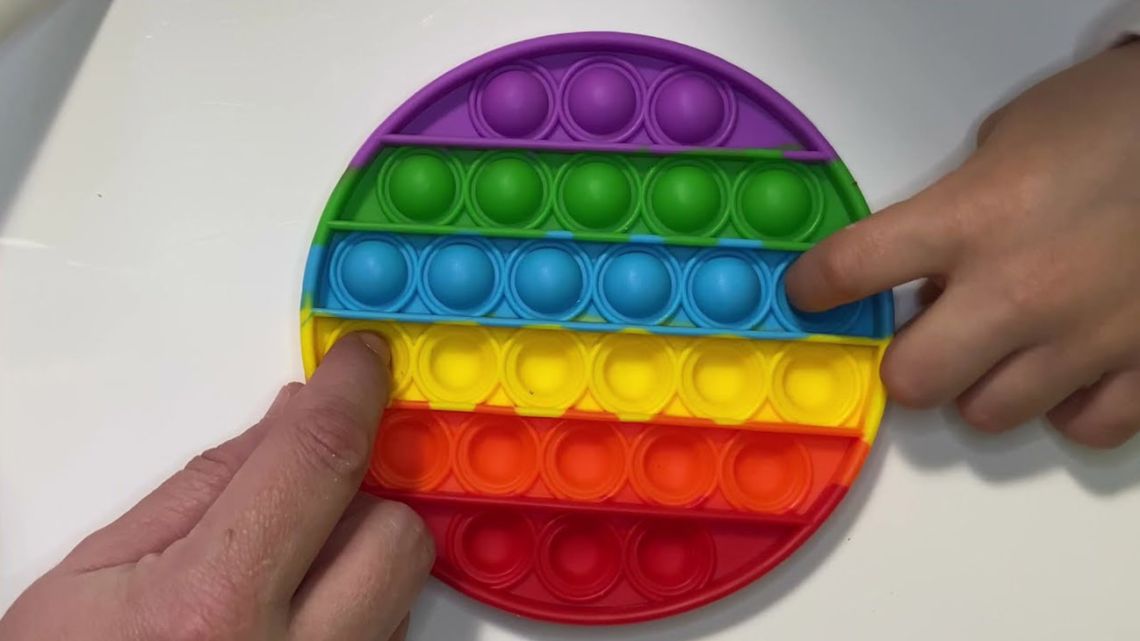 ¿Qué es Pop it, el boom viral de los chicos? | Perfil