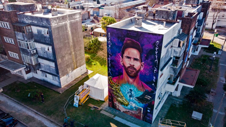 Multi-storey mural in Rosario for hometown hero Messi | Buenos Aires Times