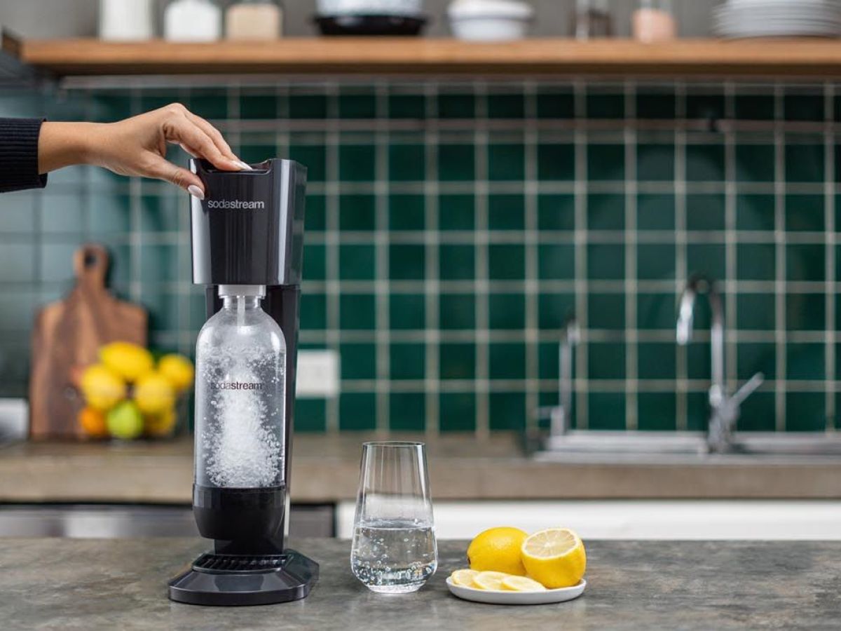 Caras | SodaStream se agranda con la llegada de su nueva máquina Genesis