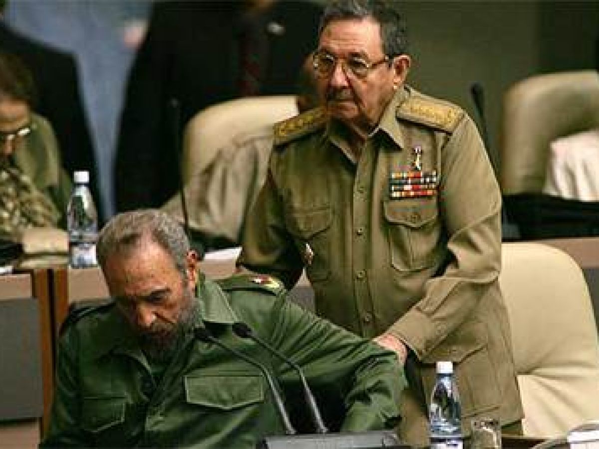El 31 de julio de 2006 Fidel Castro transfirió la jefatura del Estado ...