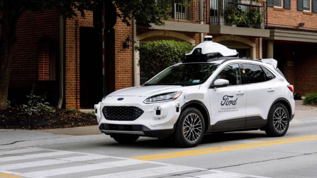 Ford ya prepara su servicio de taxis autónomos | Weekend
