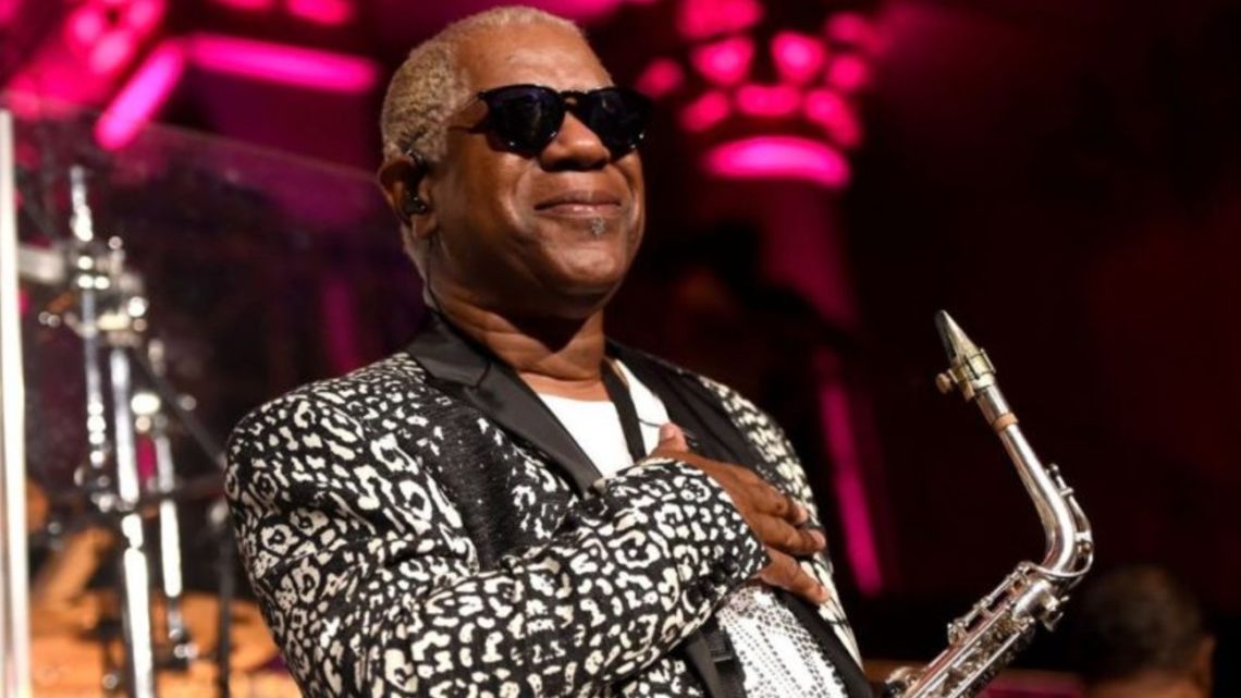 Murió Dennis "Dee Tee" Thomas, cofundador de Kool and The Gang, a los ...