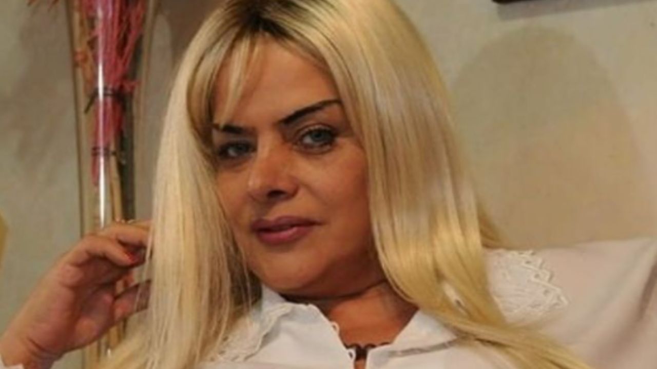 Exitoina | Lia-crucet