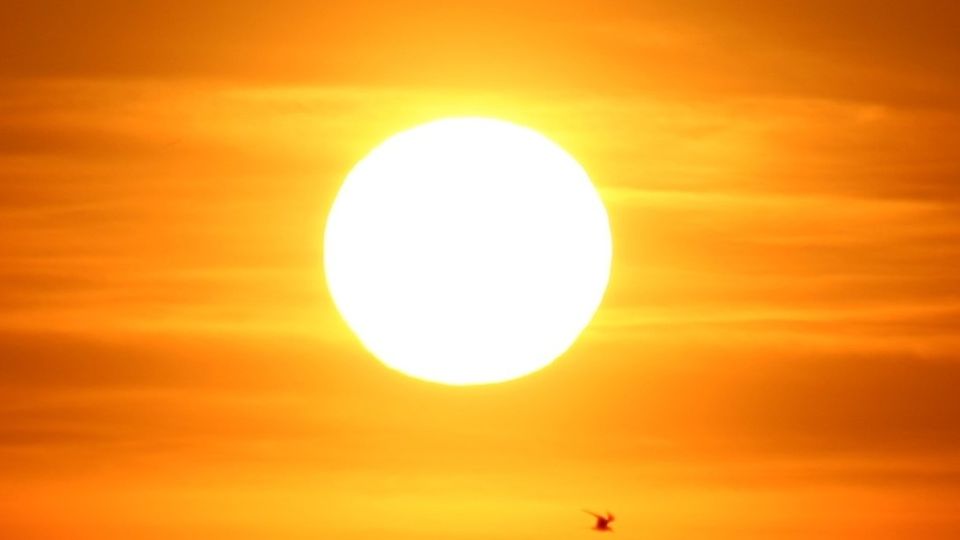 Un astrónomo revela cuál es el verdadero color del Sol | Weekend