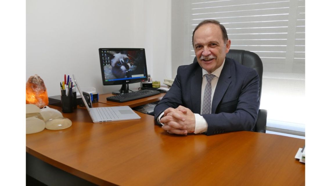 Dr. Jorge Elías: Educación y Conciencia para ganarle al Cáncer de Mama ...