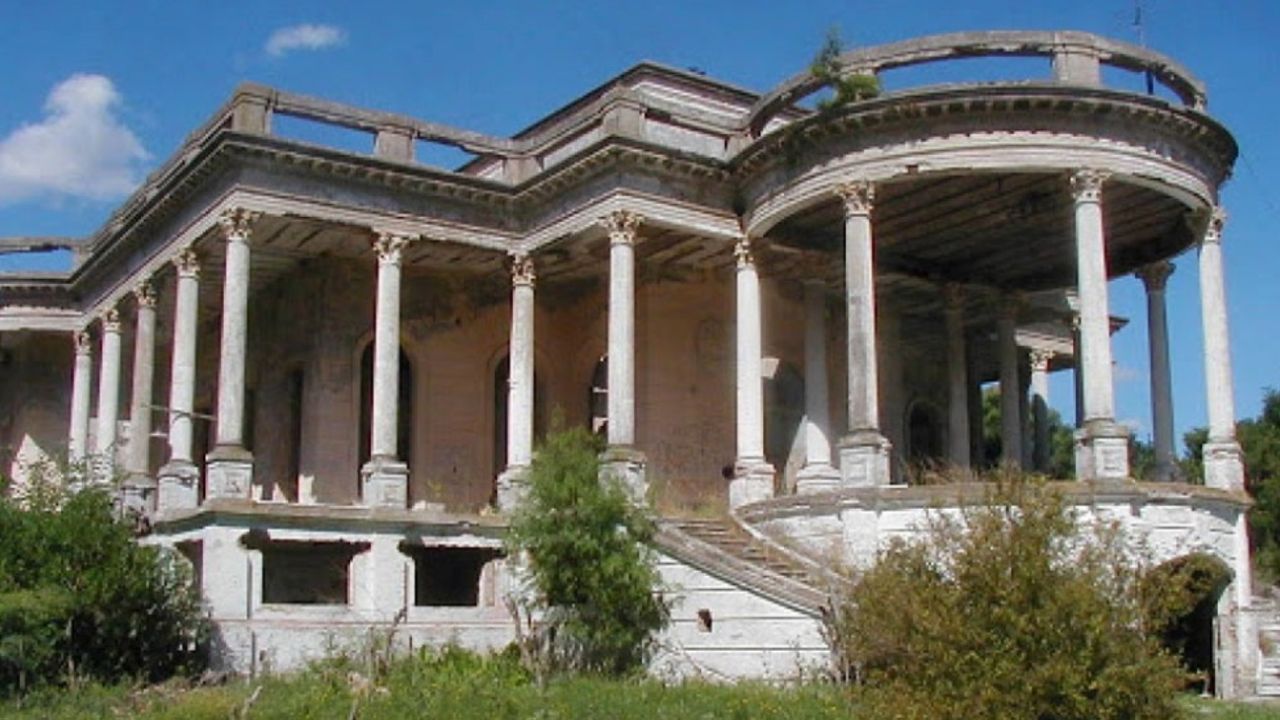 Lugares misteriosos para descubrir: Palacio Piria | Weekend