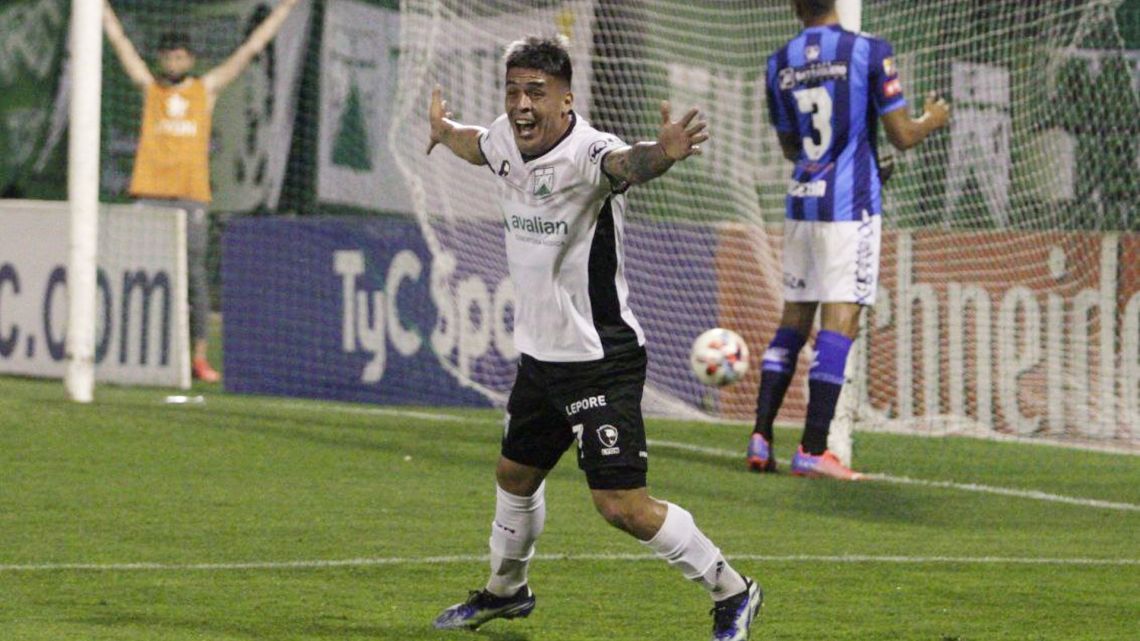 La emoción de Brian Fernández tras la goleada de Ferro: "El fútbol ...