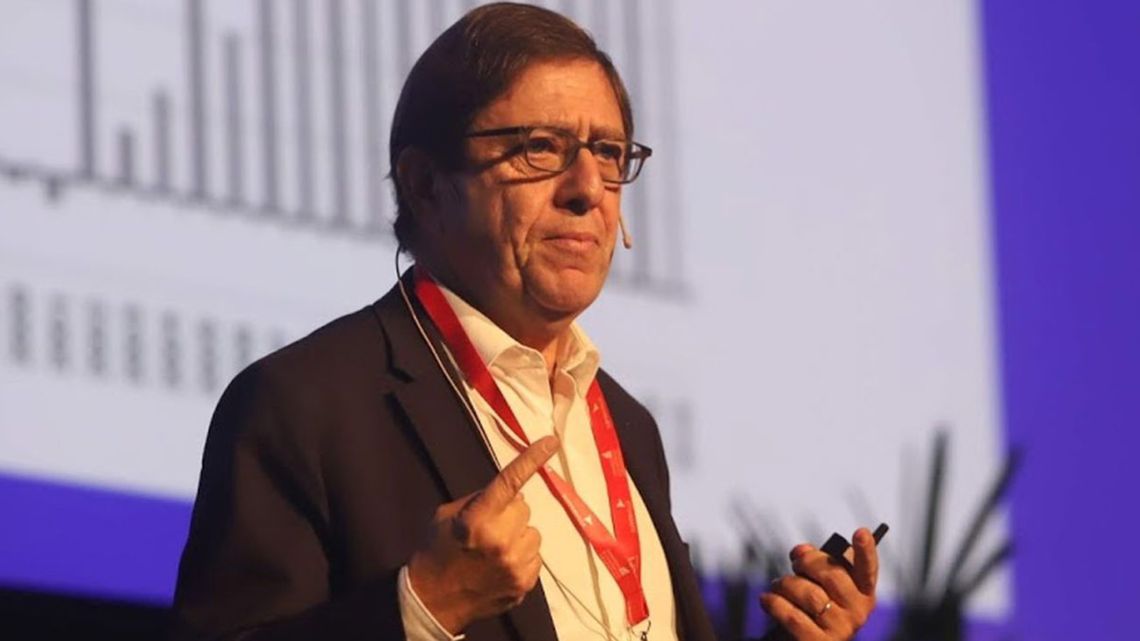 Miguel Kiguel: “La gente que votó a Macri está como el que se quemó con ...