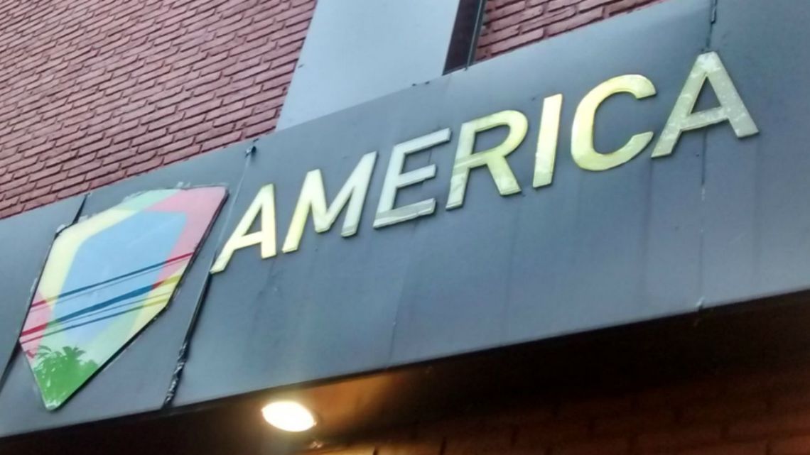 La nueva apuesta de América para la medianoche: cómo es, quién lo ...