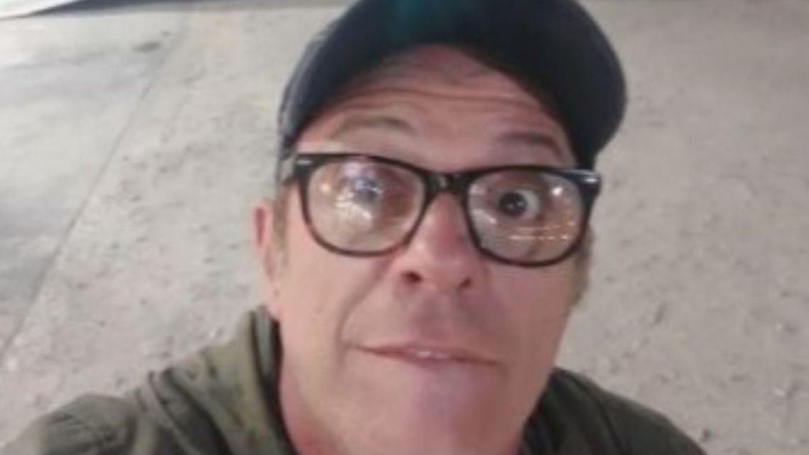 Martín "Campi" Campilongo y sus hijos quedaron a la deriva en la ruta ...