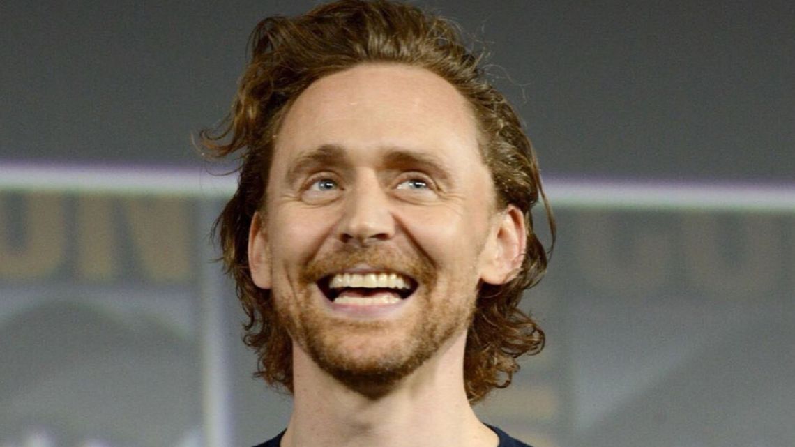 Tom Hiddleston se casa: el galán de Marvel a un paso del altar | Caras