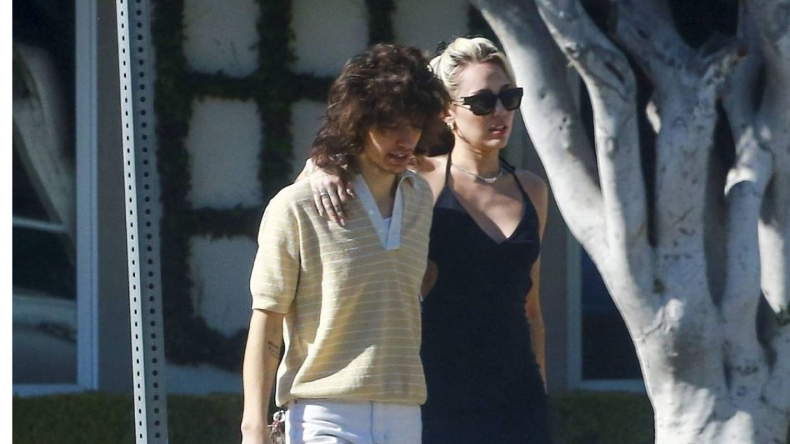 Miley Cyrus presentó a su nuevo novio: todas las fotos junto a Maxx ...