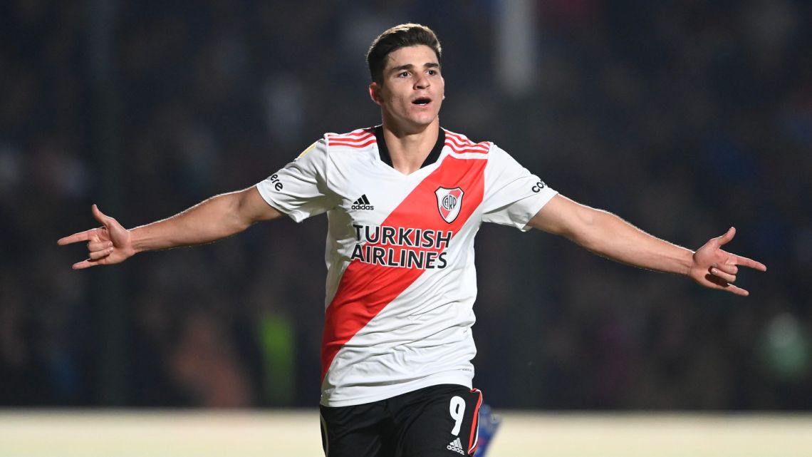 Julián Álvarez Se Paseó En El Monumental 6 Goles En El Triunfo De