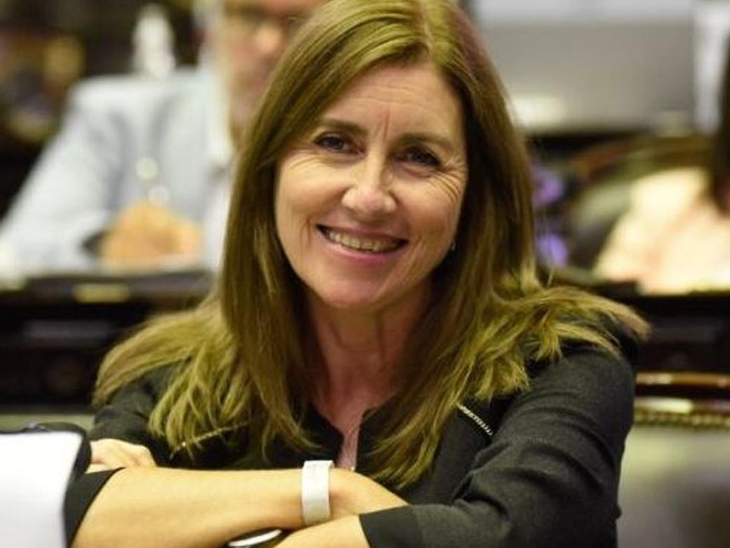 Pam Silver's Instagram, Twitter & Facebook on IDCrawl