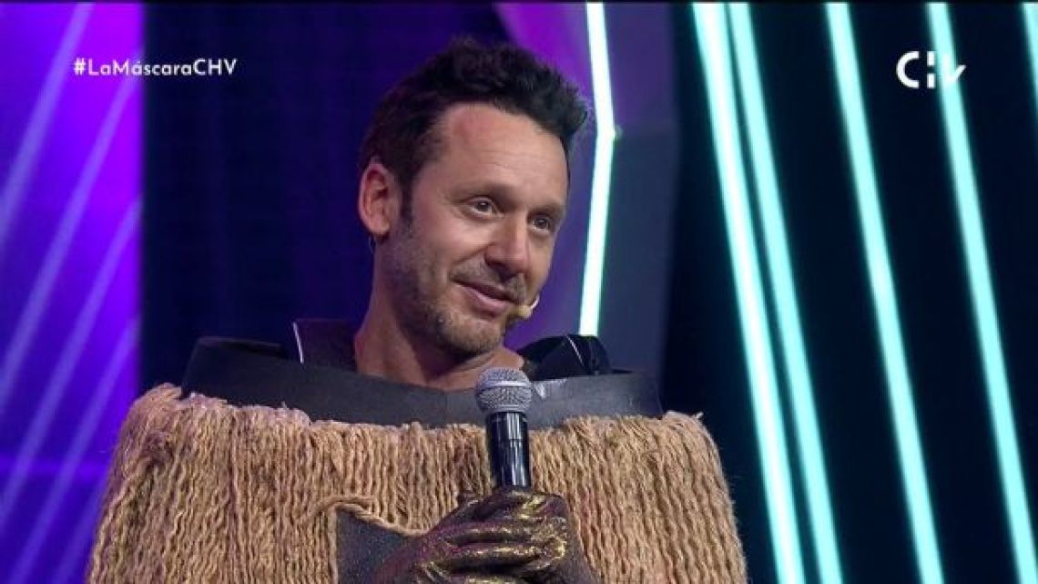 Benjamín Vicuña también cantó "enmascarado": así fue la participación ...