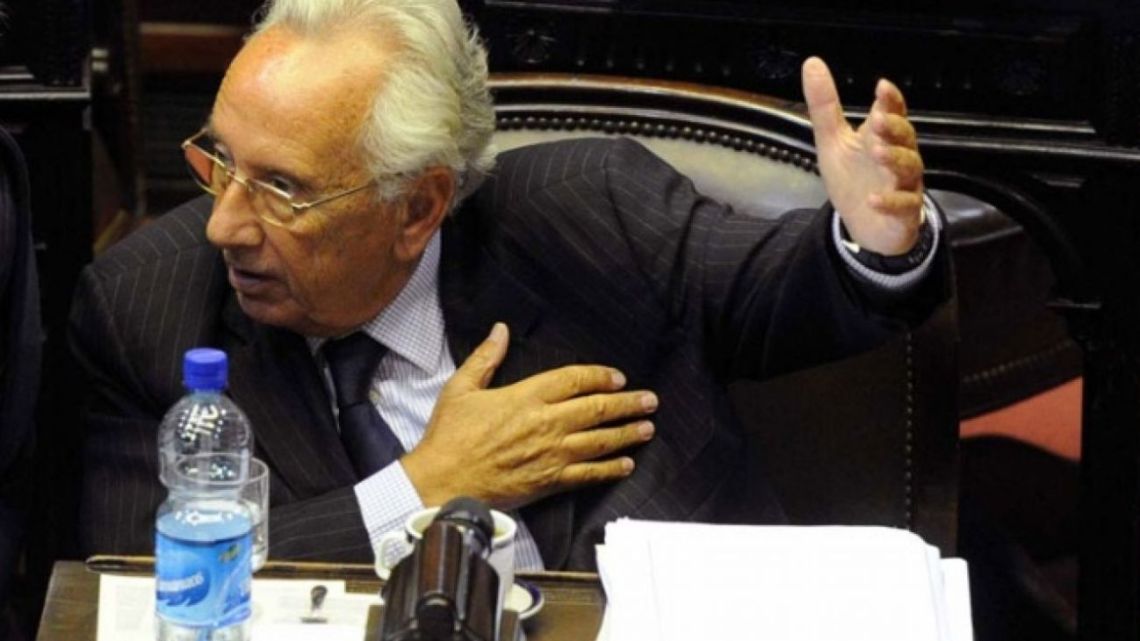 Héctor Recalde pidió que se aplique la Ley de Abastecimiento y apuntó ...