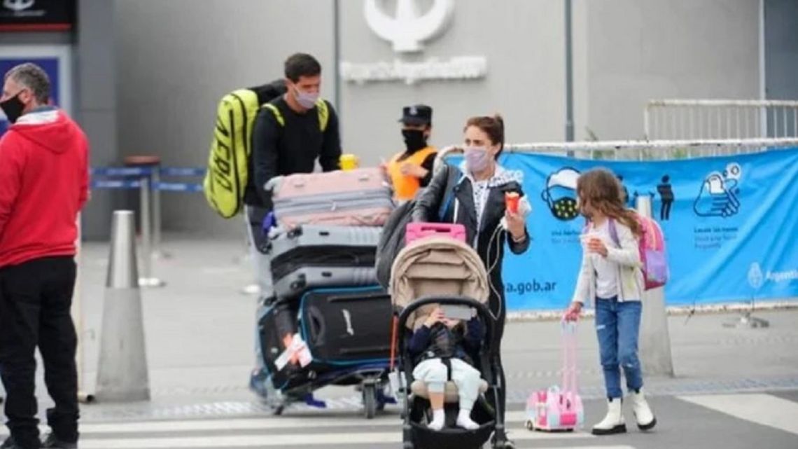 Presupuesto 2023: a última hora suman otro impuesto a los viajes en ... Presupuesto 2023: a última hora suman otro impuesto a los viajes en ...